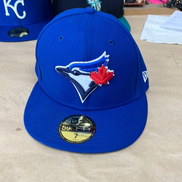 New Era | Accessories | New Era Toronto Blue Jays Mlb Fitted Cap Size 7 ...